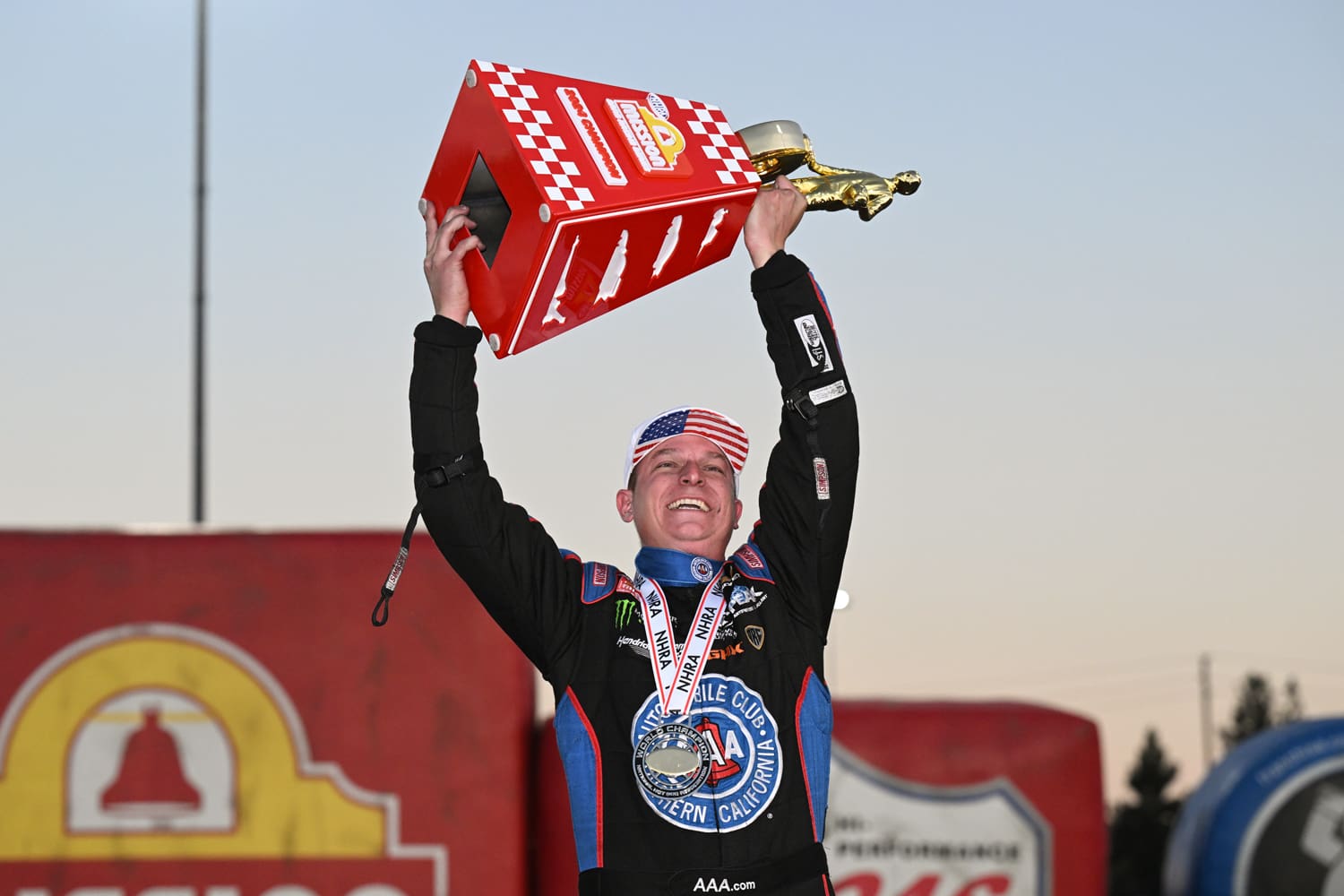 POINTS STANDINGS AFTER IN-N-OUT NHRA FINALS - POMONA | Competition Plus