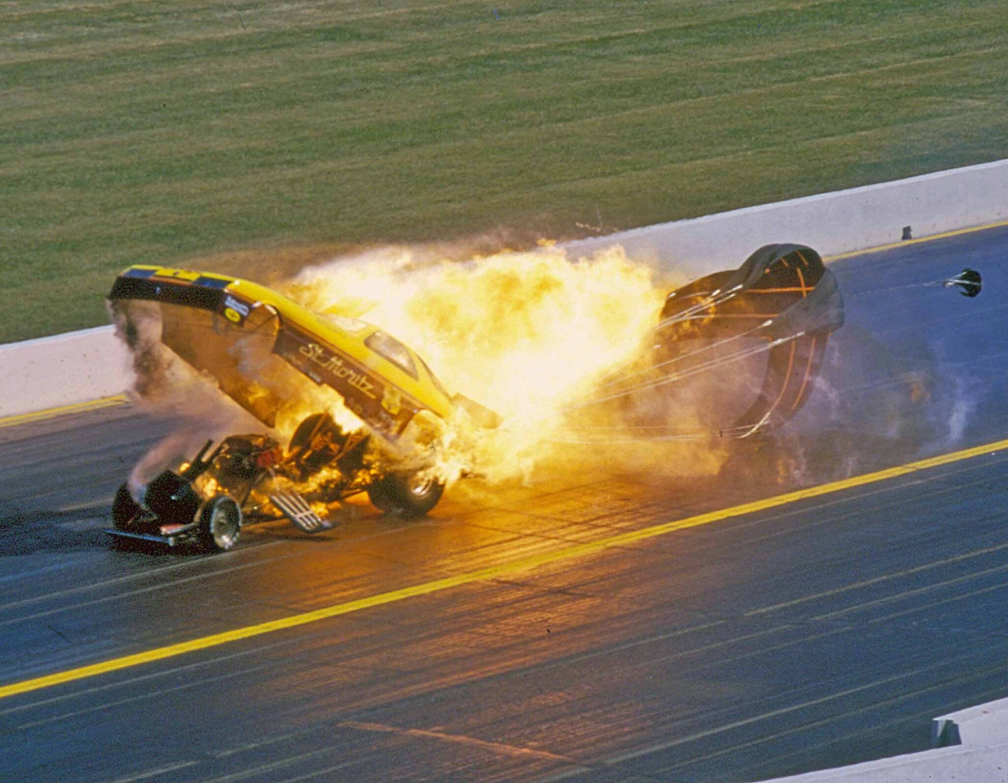 REYES ON TOUR: SHAKE AND BAKE - THE FLAMING FUNNY CARS | Competition Plus