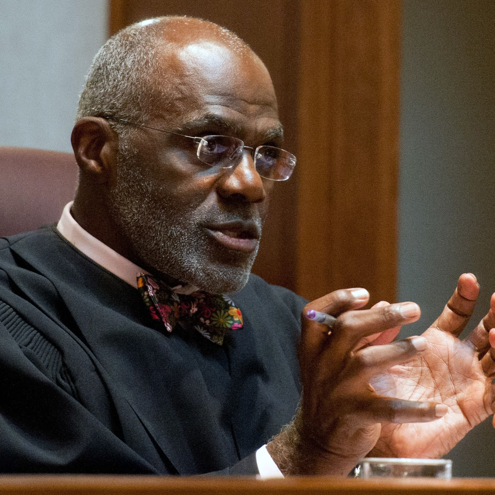 LONG BEFORE HE WAS IN THE NFL HOF OR A SUPREME COURT JUSTICE, ALAN PAGE ...