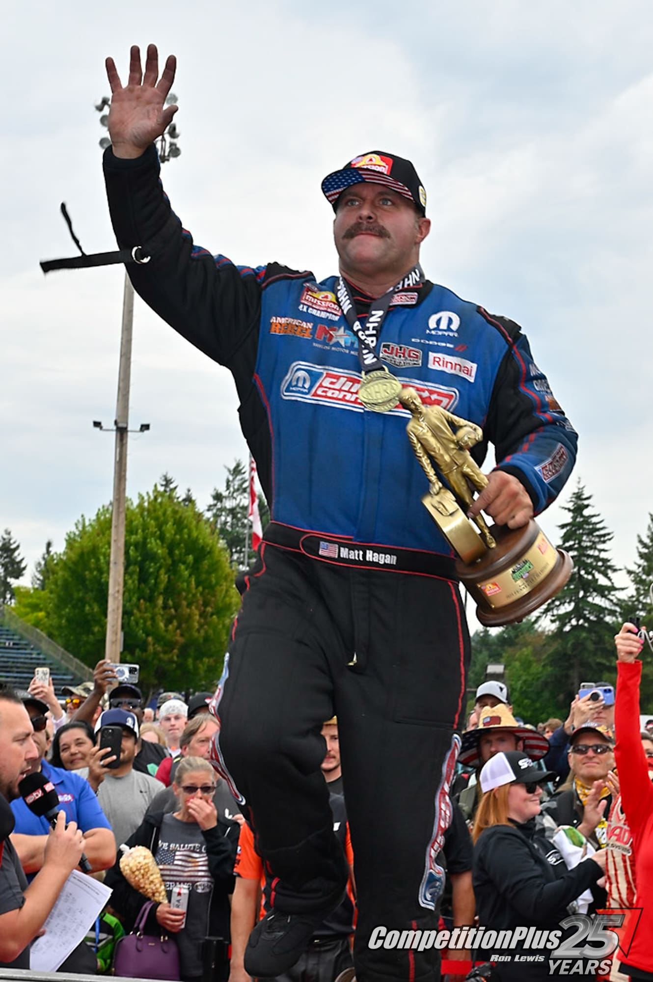 HAGAN SIGNS MULTI-YEAR EXTENSION WITH TONY STEWART RACING | Competition ...