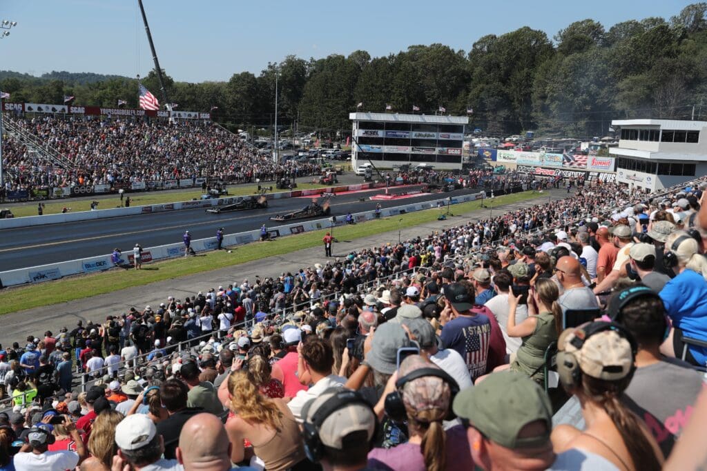 FOURTH STRAIGHT SATURDAY SELLOUT AT NHRA READING NATIONALS AT MAPLE ...